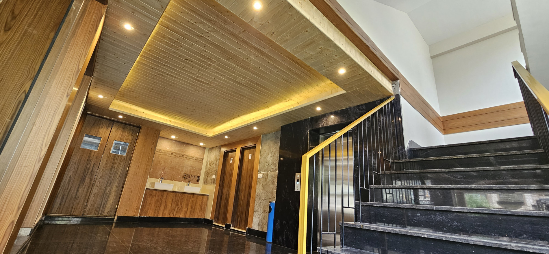 SVH Manali | Sural Valley Hotel | Luxury hotels Manali | A centrally ...